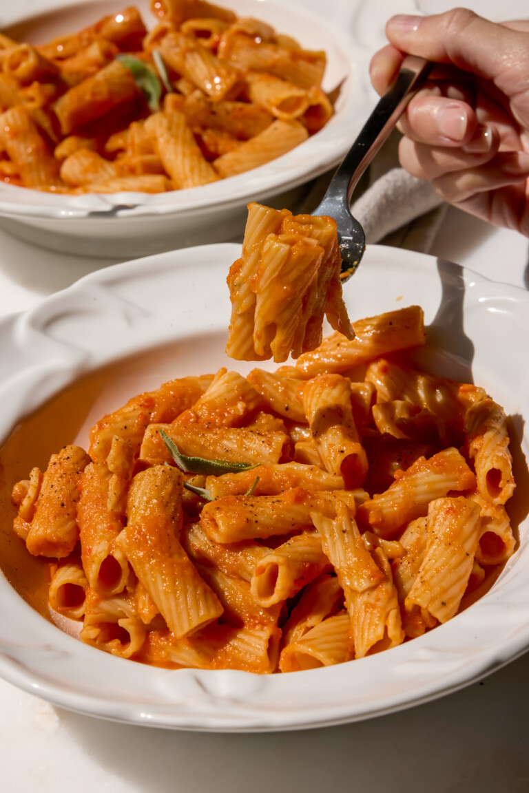 Spicy Bell Pepper Rigatoni – Easy, Vegan, and Loaded with Flavor - The ...