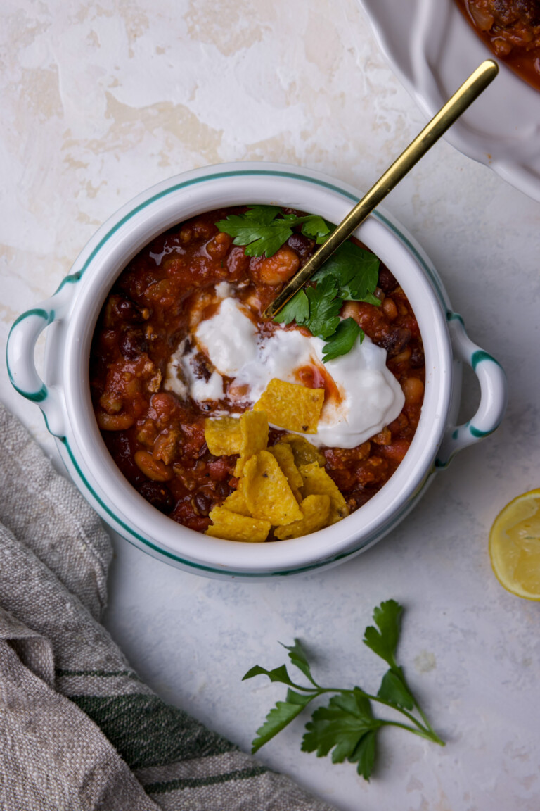 How to Make High Protein Vegan Chili - The Plant Collective