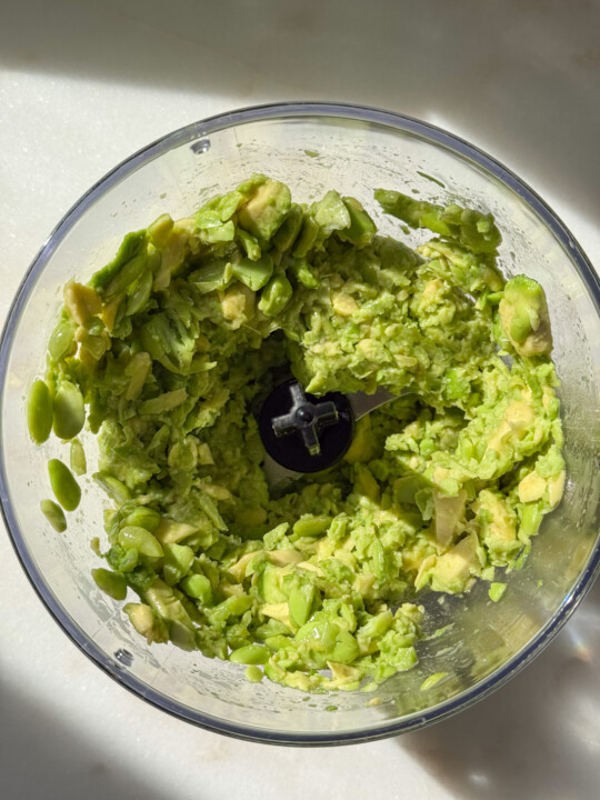 Easy Edamame Avocado Toast - A High-Protein Breakfast You’ll Love - The ...